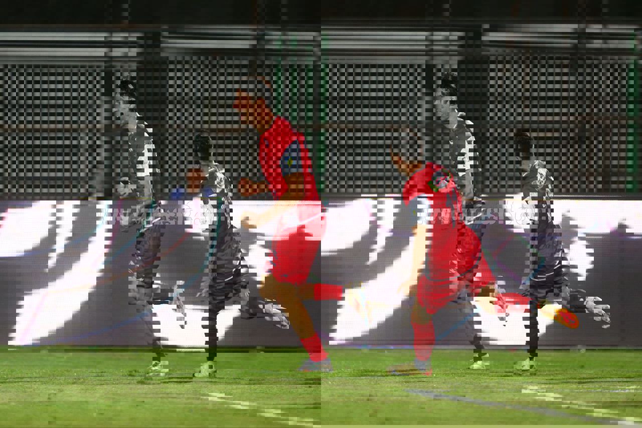 گولسیانی: دیگر برای چمن ورزشگاه جوک نسازیم! | ورزش سه